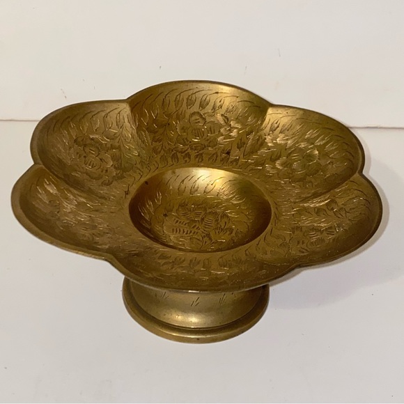 Unbranded | Accents | Vintage Etched Brass Compote Scalloped Edge ...